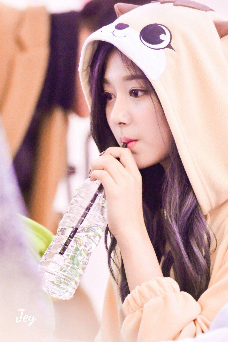 Tzuyu Hd Wallpapers Wallpaper Cave