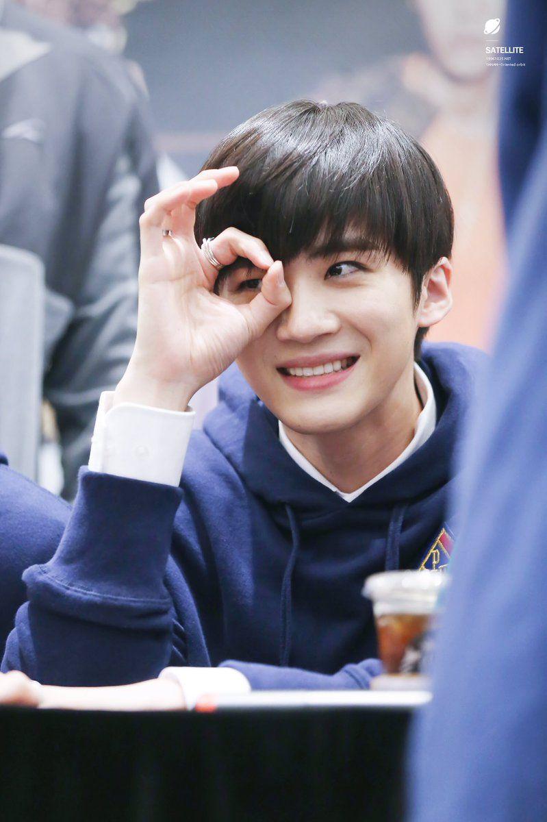 Yan An Pentagon Wallpapers - Wallpaper Cave