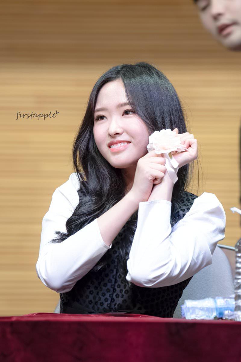 Olivia Hye Wallpapers - Wallpaper Cave