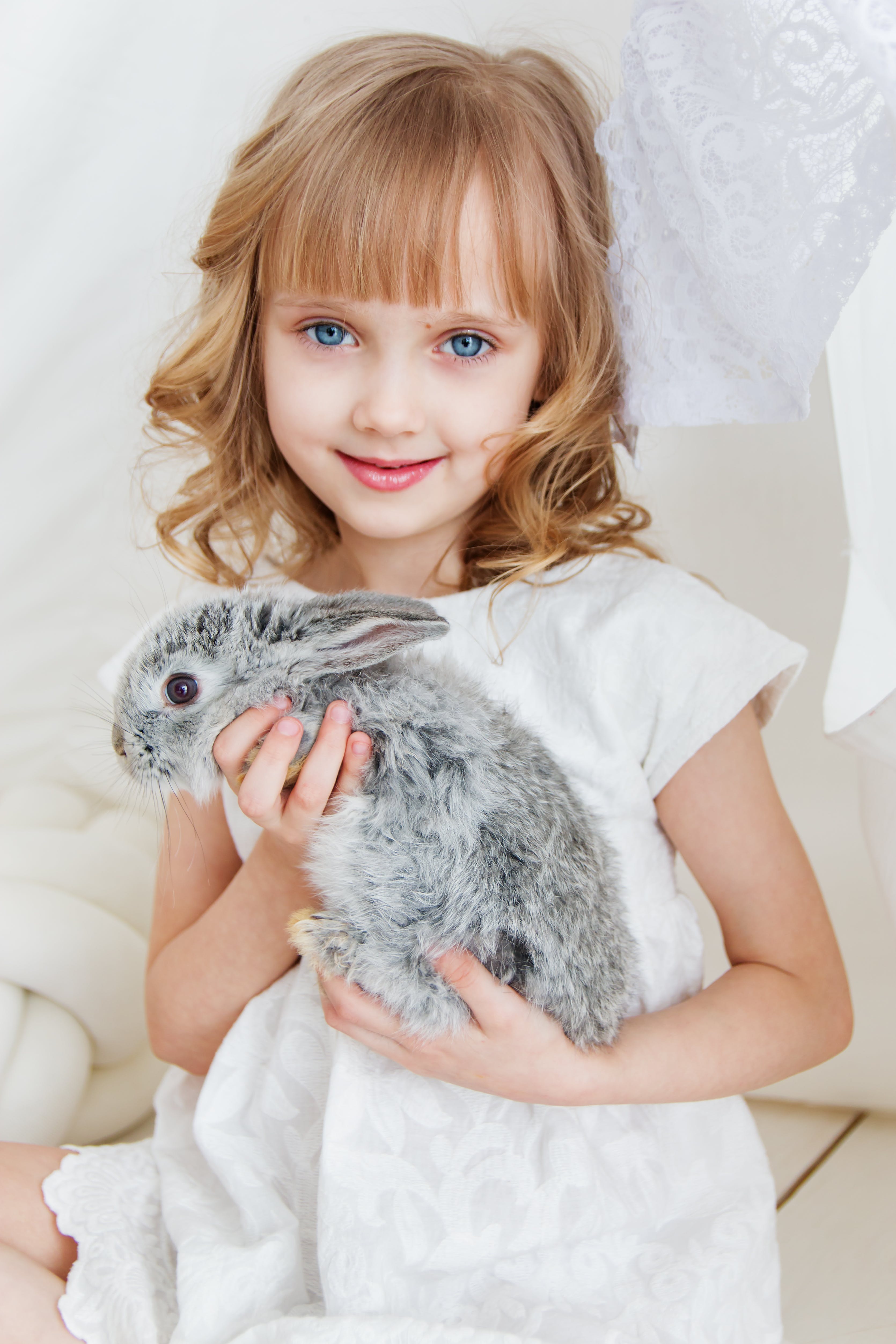 Girl With Rabbit Wallpapers - Wallpaper Cave