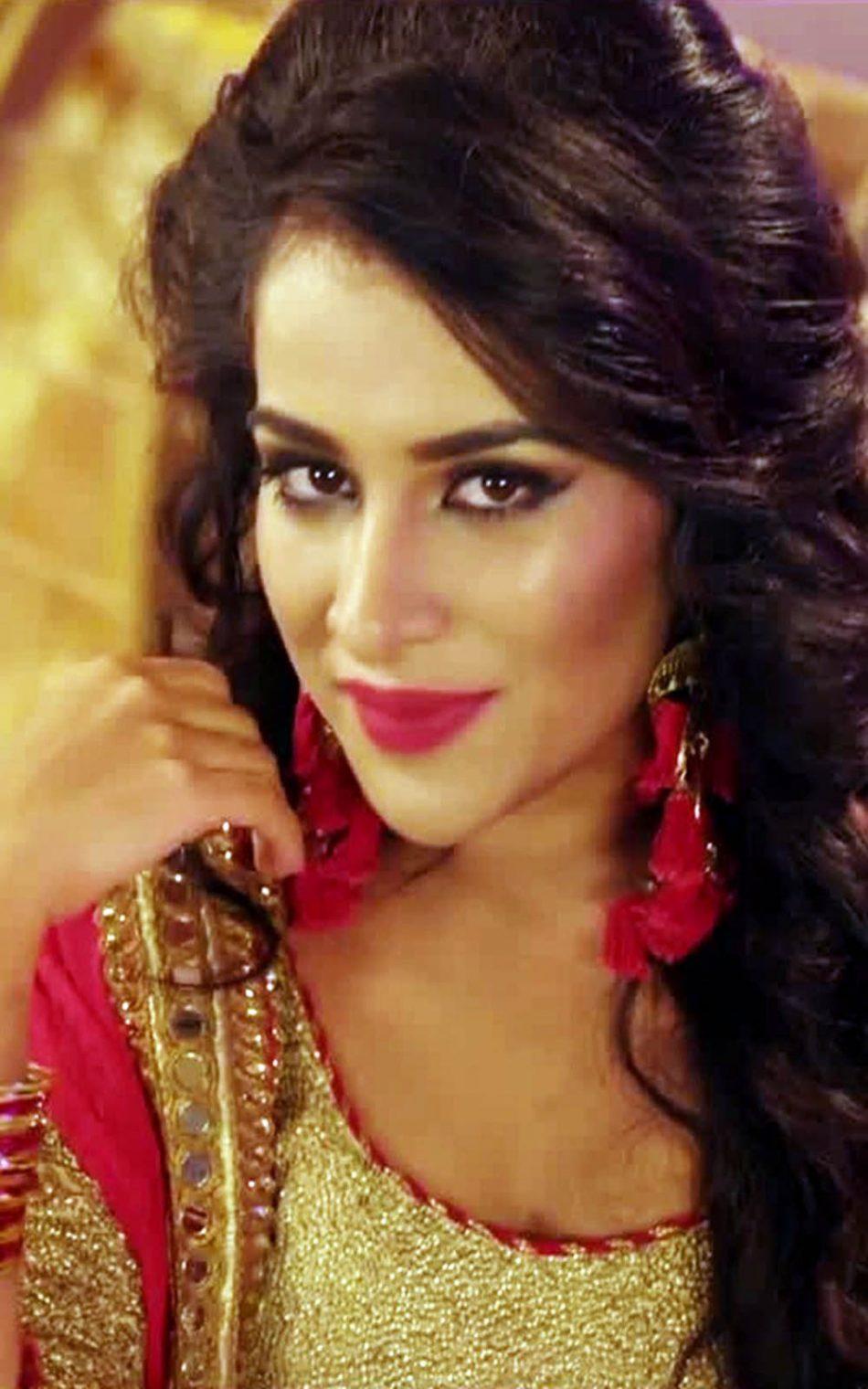 Sara Gurpal Wallpapers - Wallpaper Cave