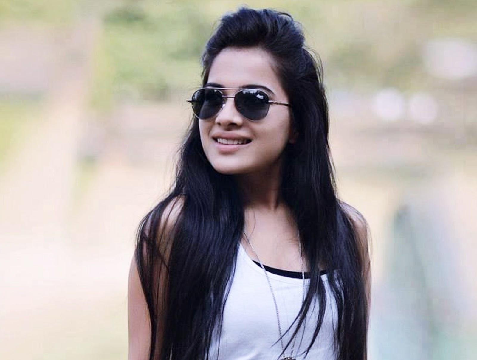 Sara Gurpal Wallpapers - Wallpaper Cave