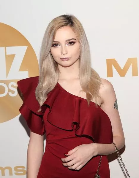 Lexi Lore Wallpapers - Wallpaper Cave