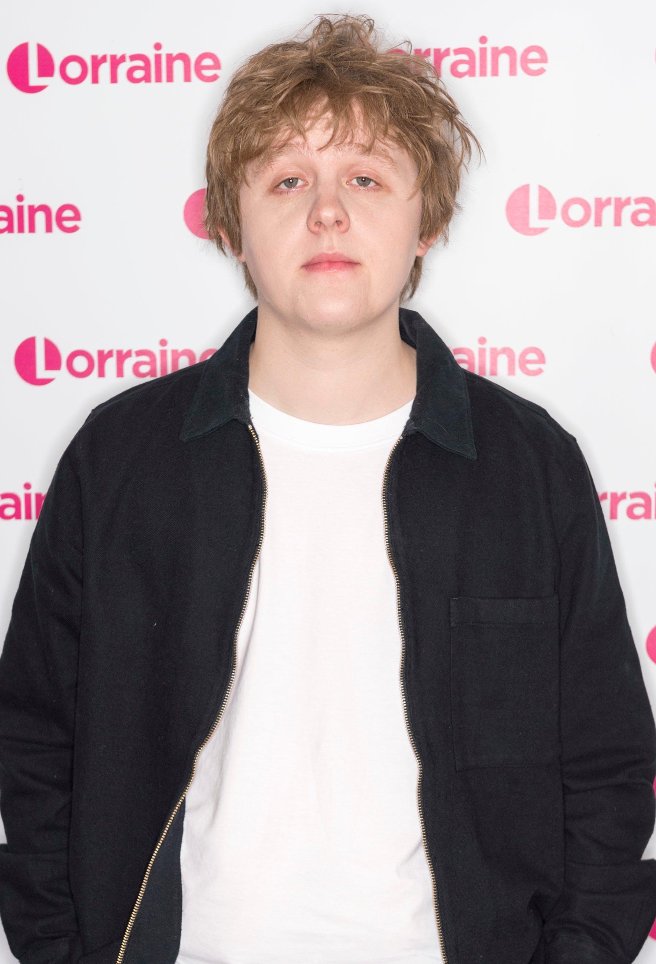 Lewis Capaldi Wallpapers - Wallpaper Cave