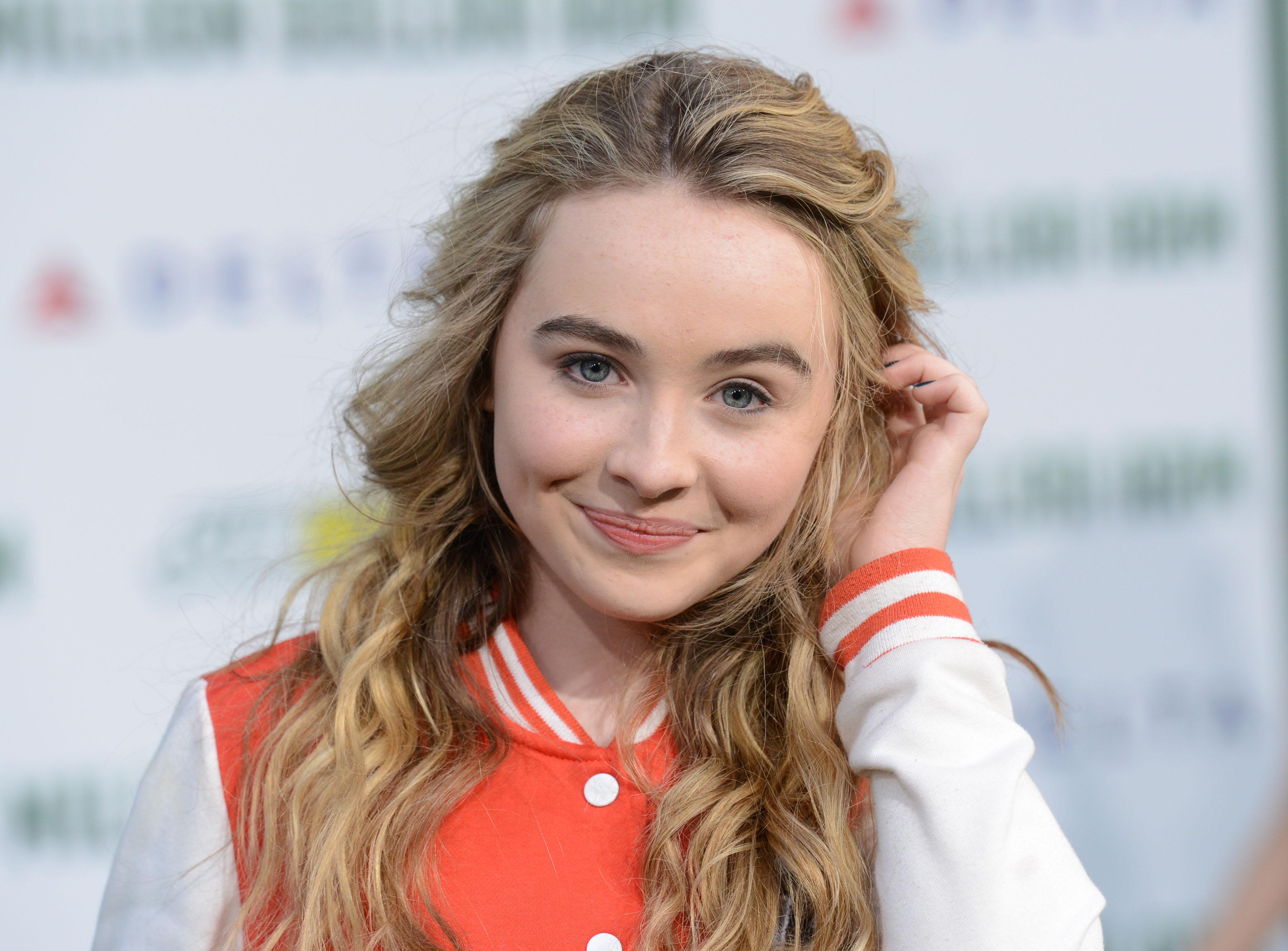 Sabrina Carpenter 4K Wallpapers - Wallpaper Cave