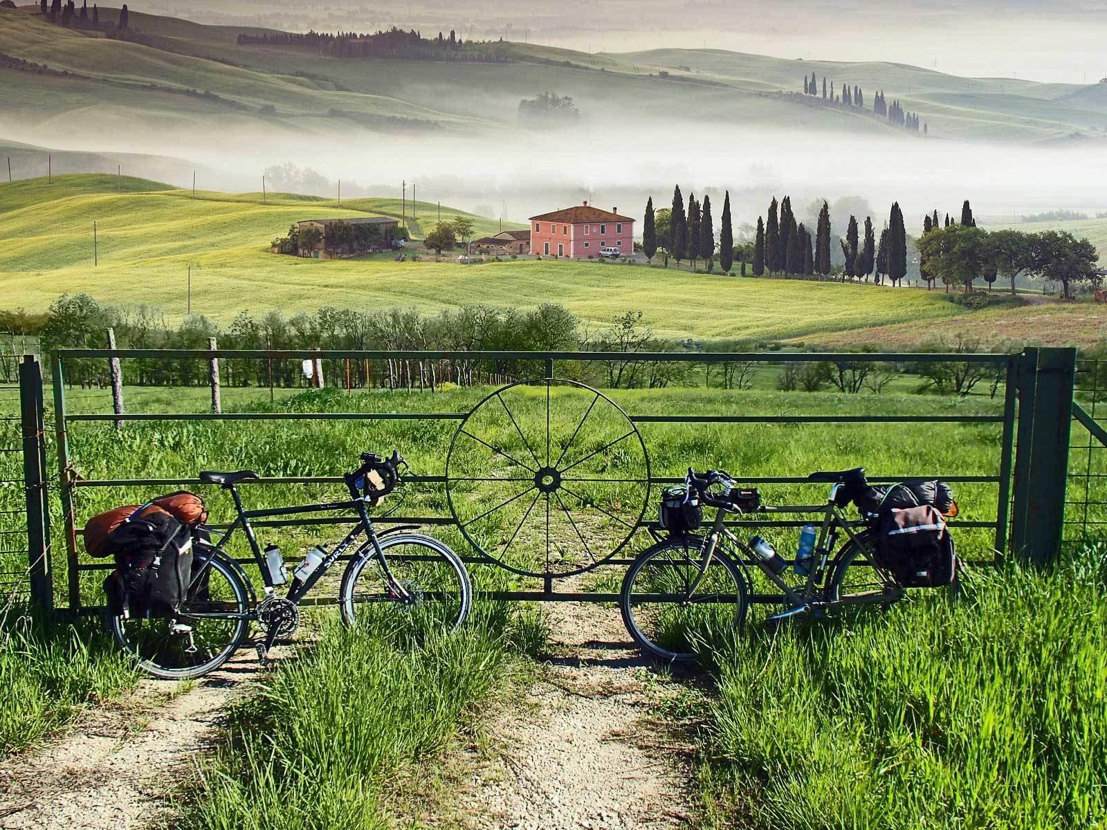 Biking Tuscany Wallpapers - Wallpaper Cave