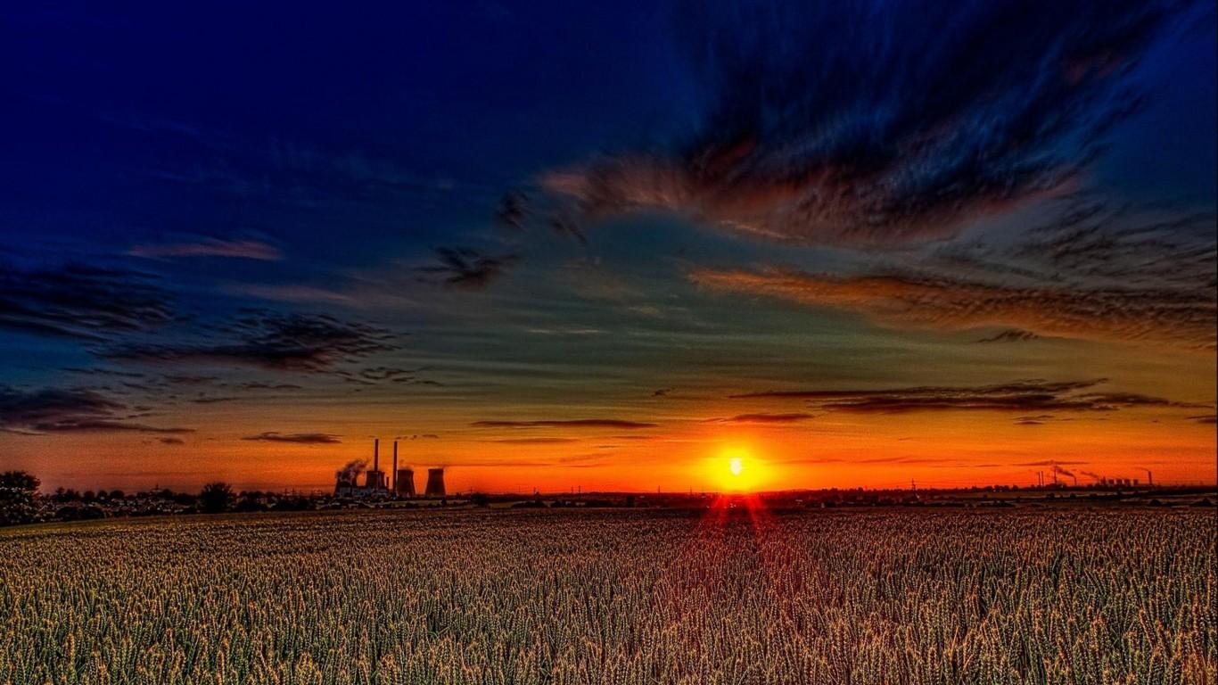 Sunset Over The Field Wallpapers - Wallpaper Cave