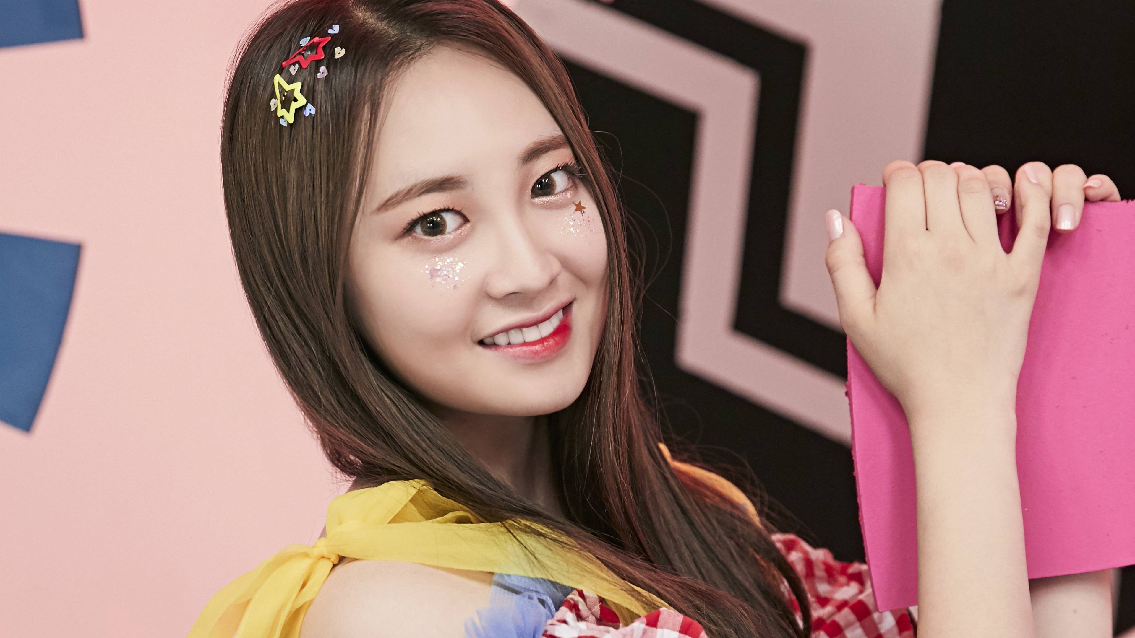 Taeha Momoland Wallpapers - Wallpaper Cave