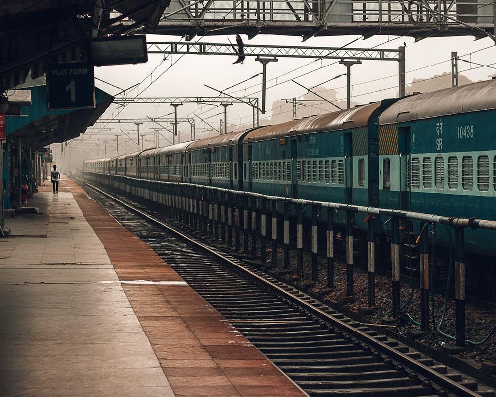 Railway Platform Wallpapers - Wallpaper Cave