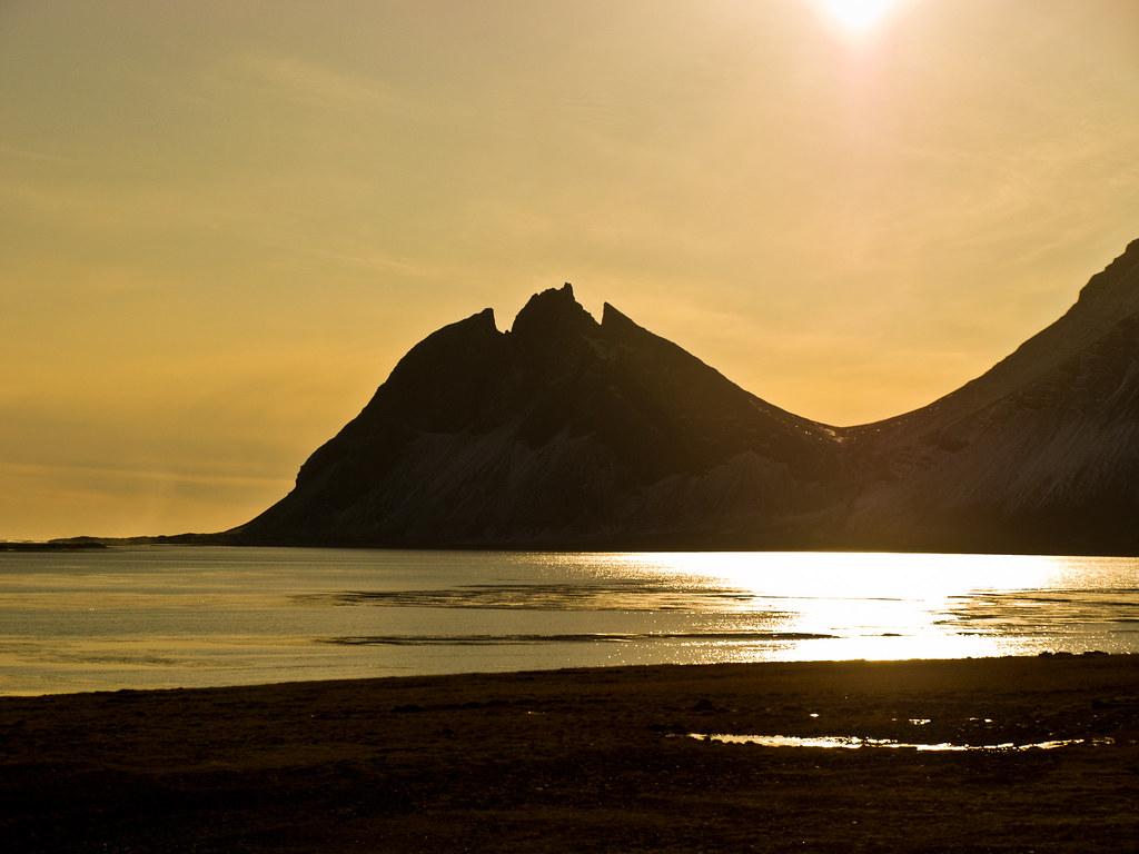Batman Mountain Iceland Wallpapers - Wallpaper Cave