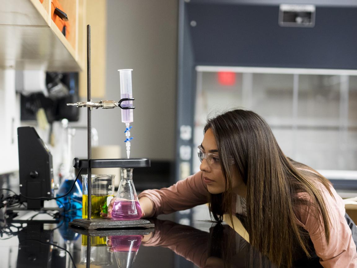 Biology And Geology School Laboratory Wallpapers - Wallpaper Cave