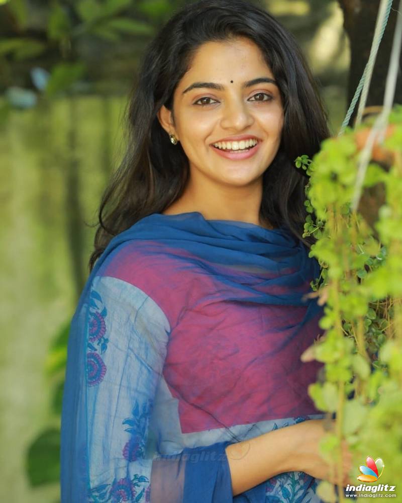 Nikhila Vimal Wallpapers - Wallpaper Cave