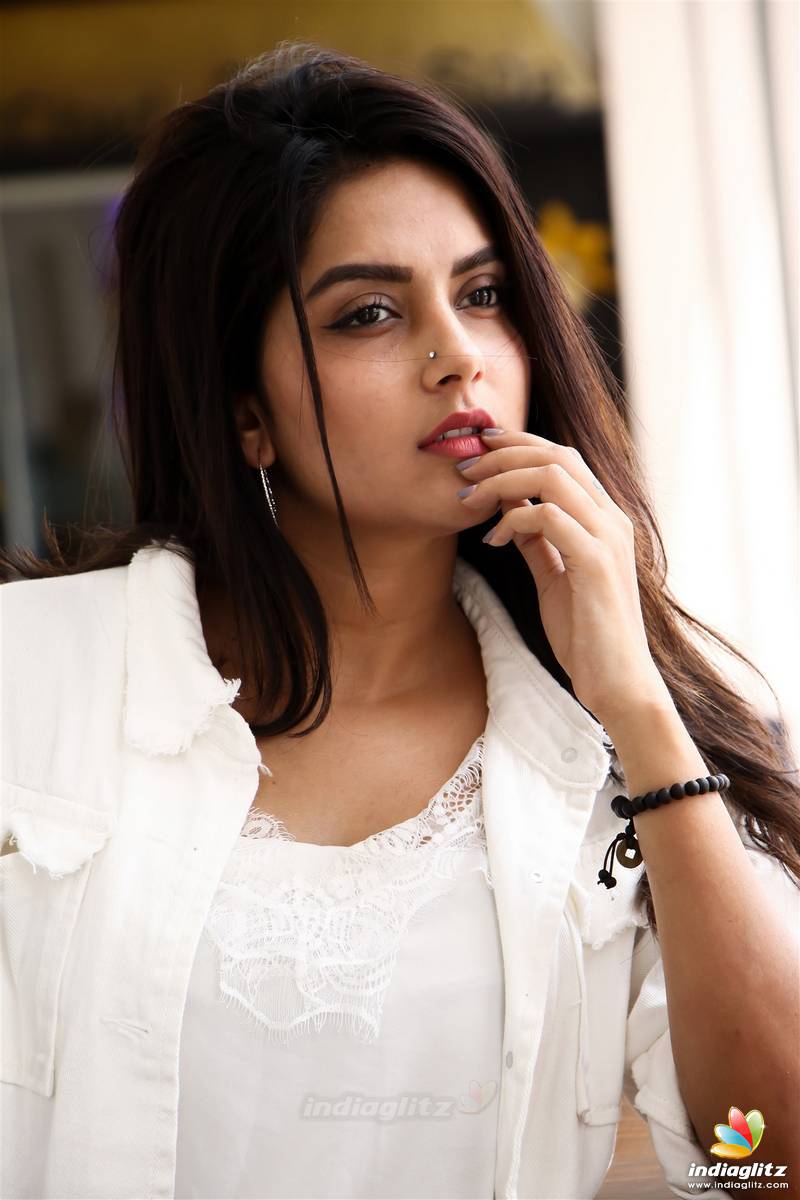 Mahima Nambiar Wallpapers - Wallpaper Cave