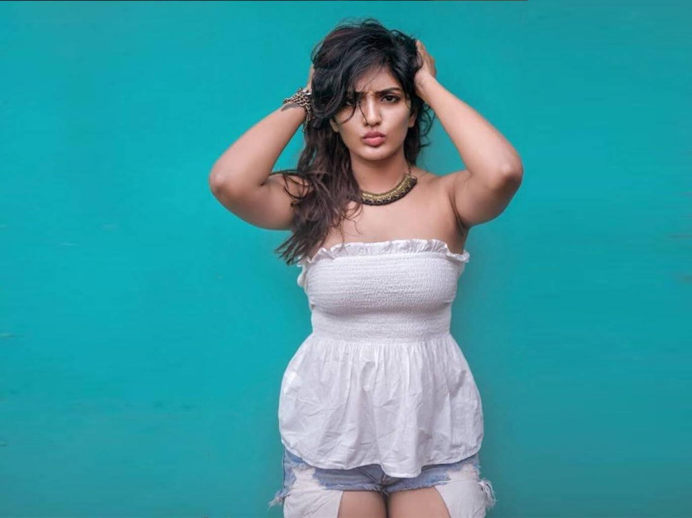 Eesha Rebba Wallpapers - Wallpaper Cave