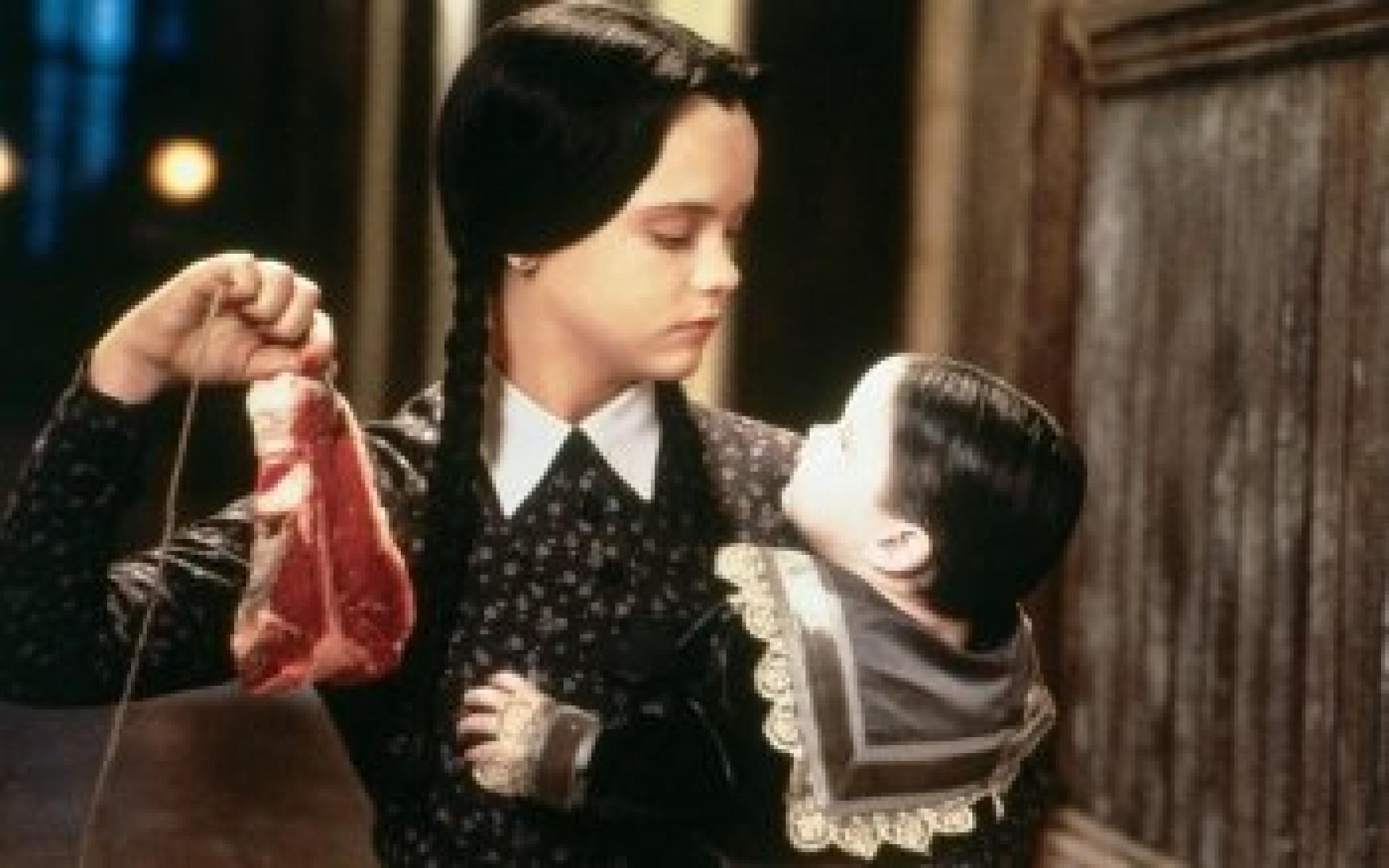The Addams Family Wallpapers - Wallpaper Cave