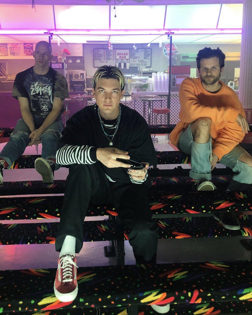 LANY Los Angeles New York Wallpapers - Wallpaper Cave