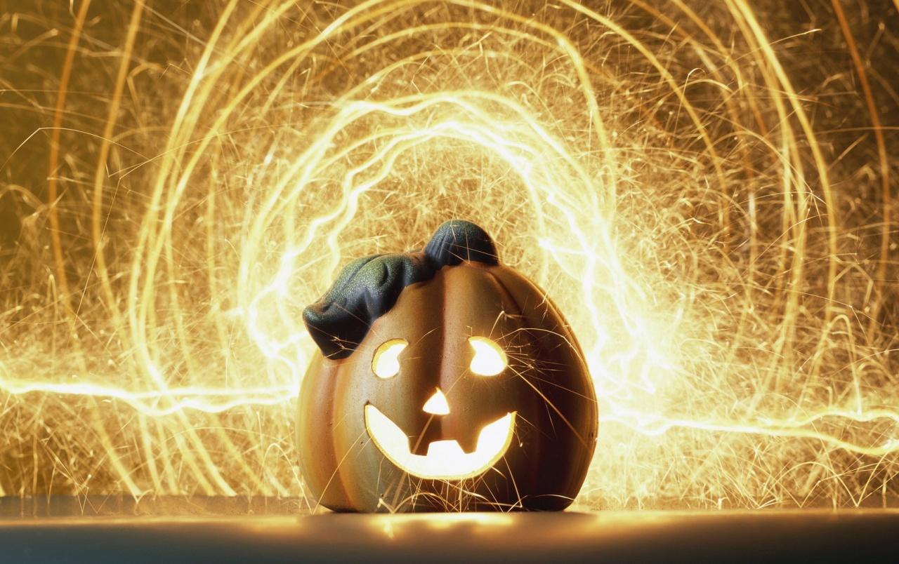 Light Halloween Wallpapers - Wallpaper Cave