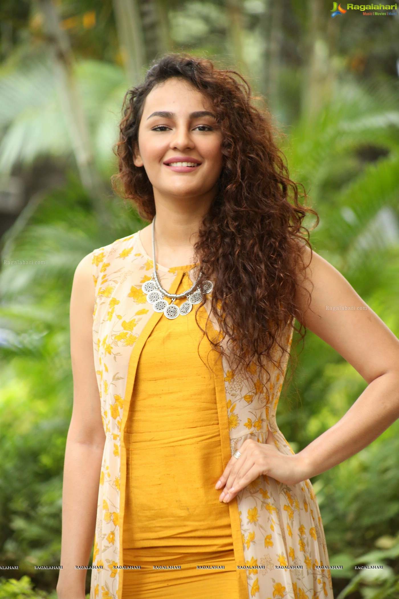 Seerat Kapoor Wallpapers - Wallpaper Cave