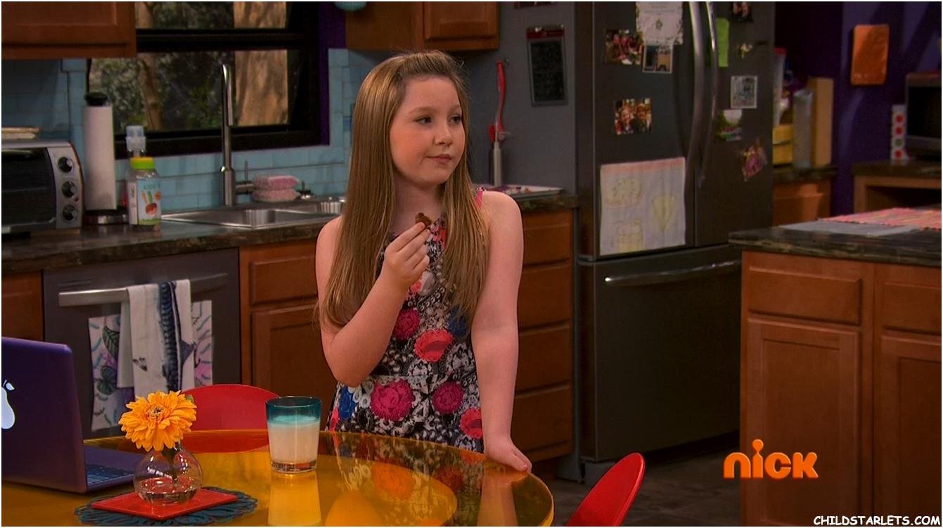 Ella Anderson Wallpapers - Wallpaper Cave