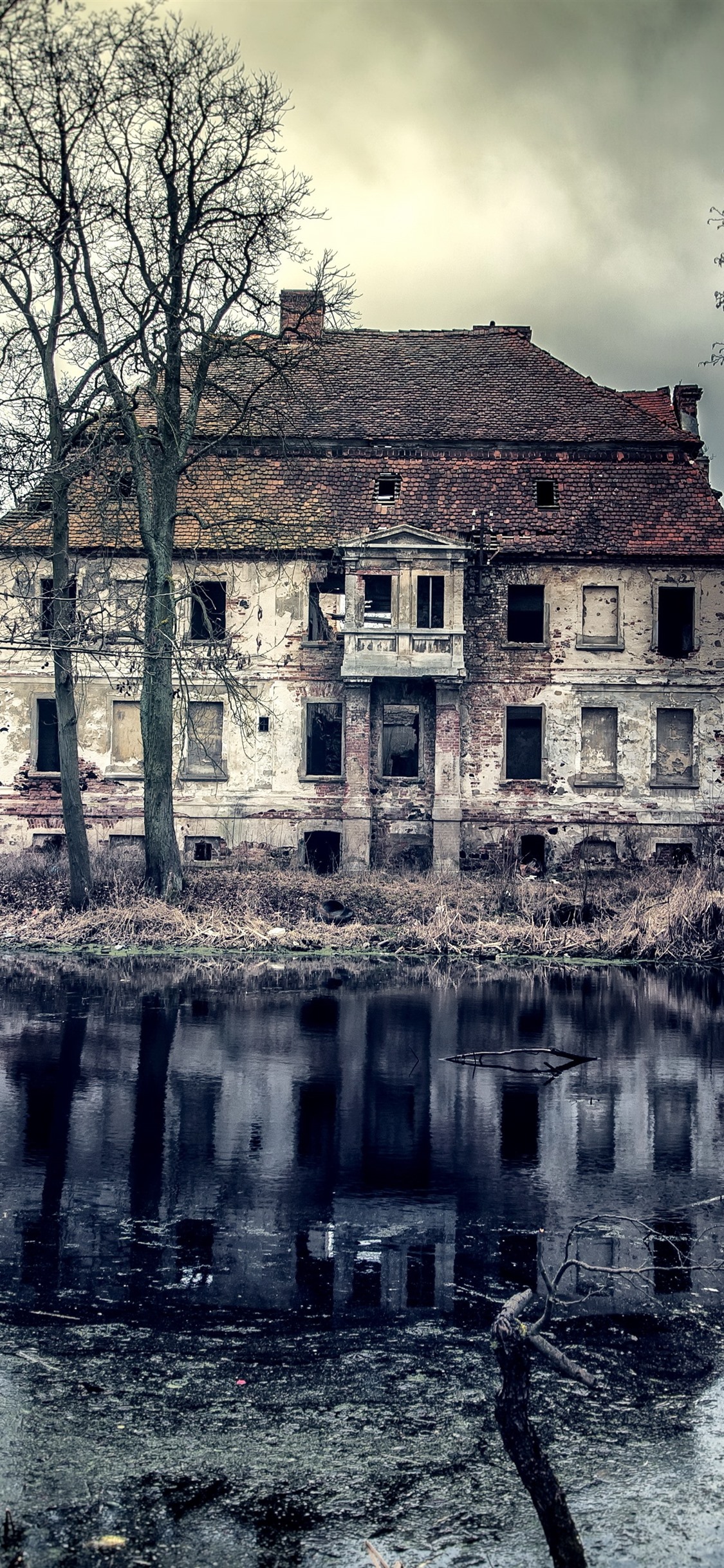Lake House Old Wallpaper Beautiful Shot Old Wooden House Next Lake