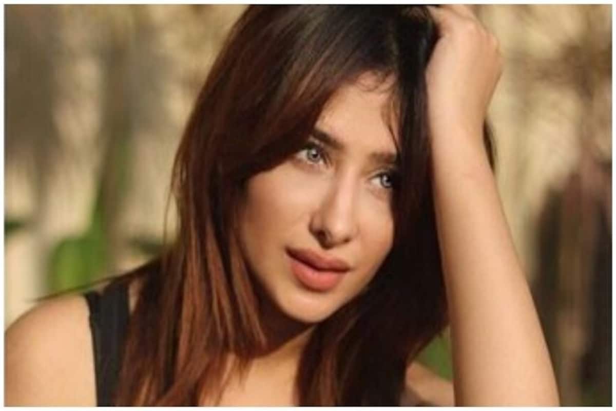 Mahira Sharma Wallpapers - Wallpaper Cave