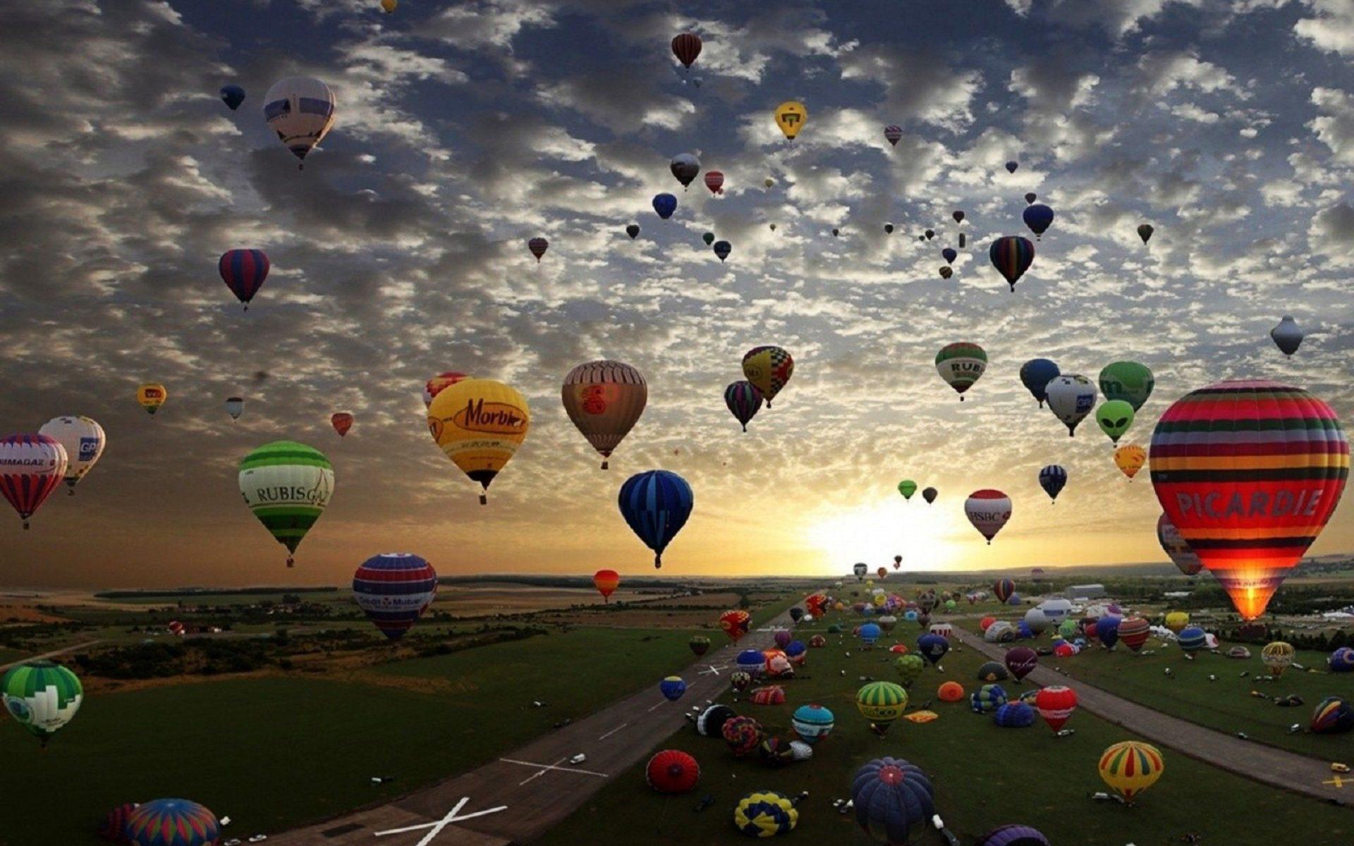 Balloons Over Sunset Wallpapers - Wallpaper Cave