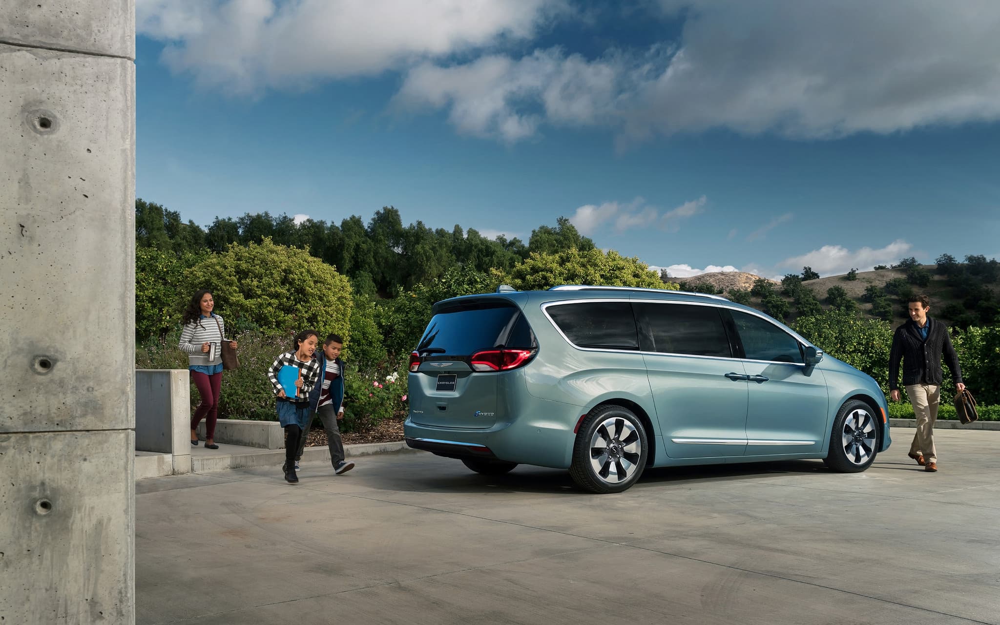 Chrysler Pacifica Wallpapers - Wallpaper Cave