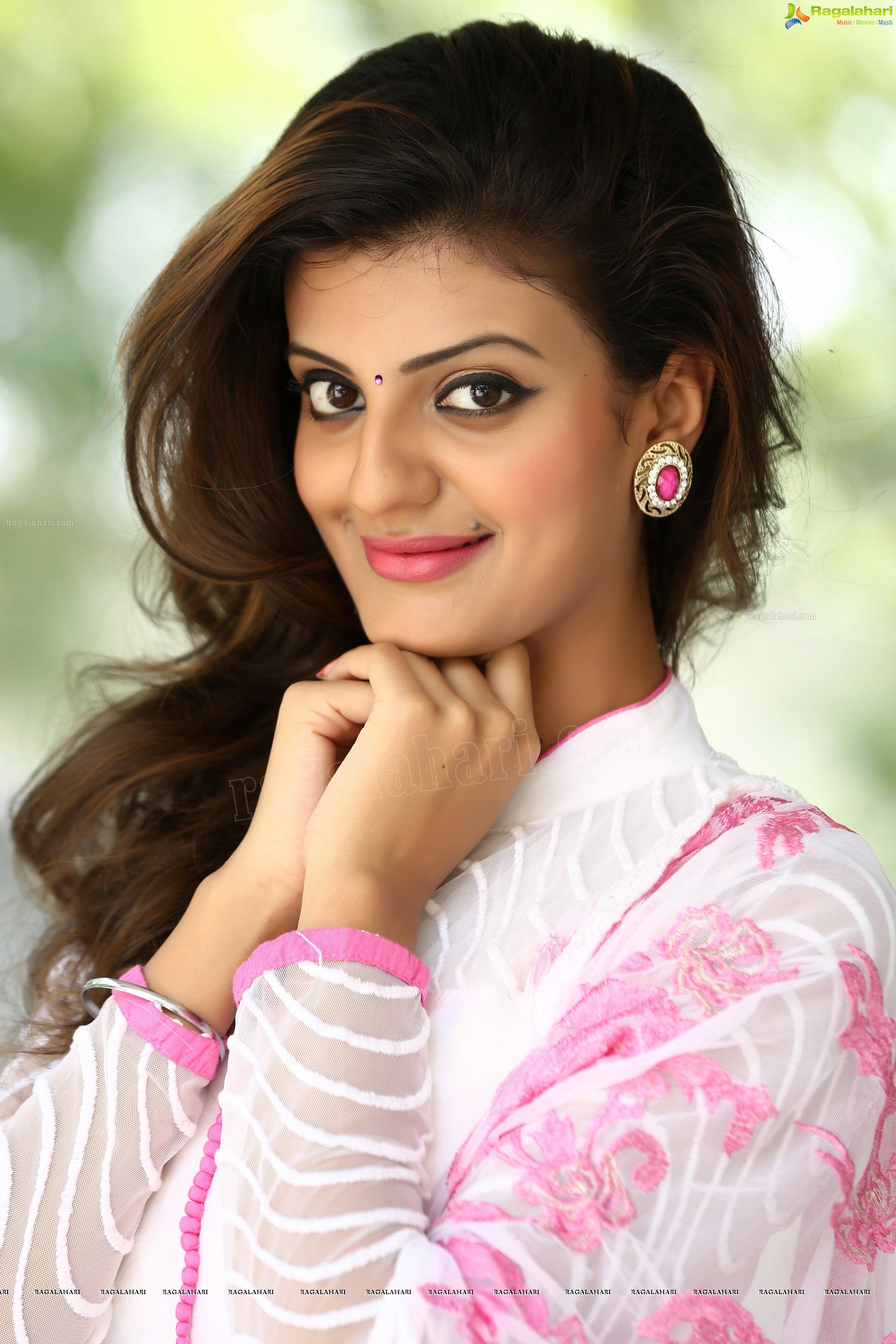 Tanishq Wallpapers - Wallpaper Cave