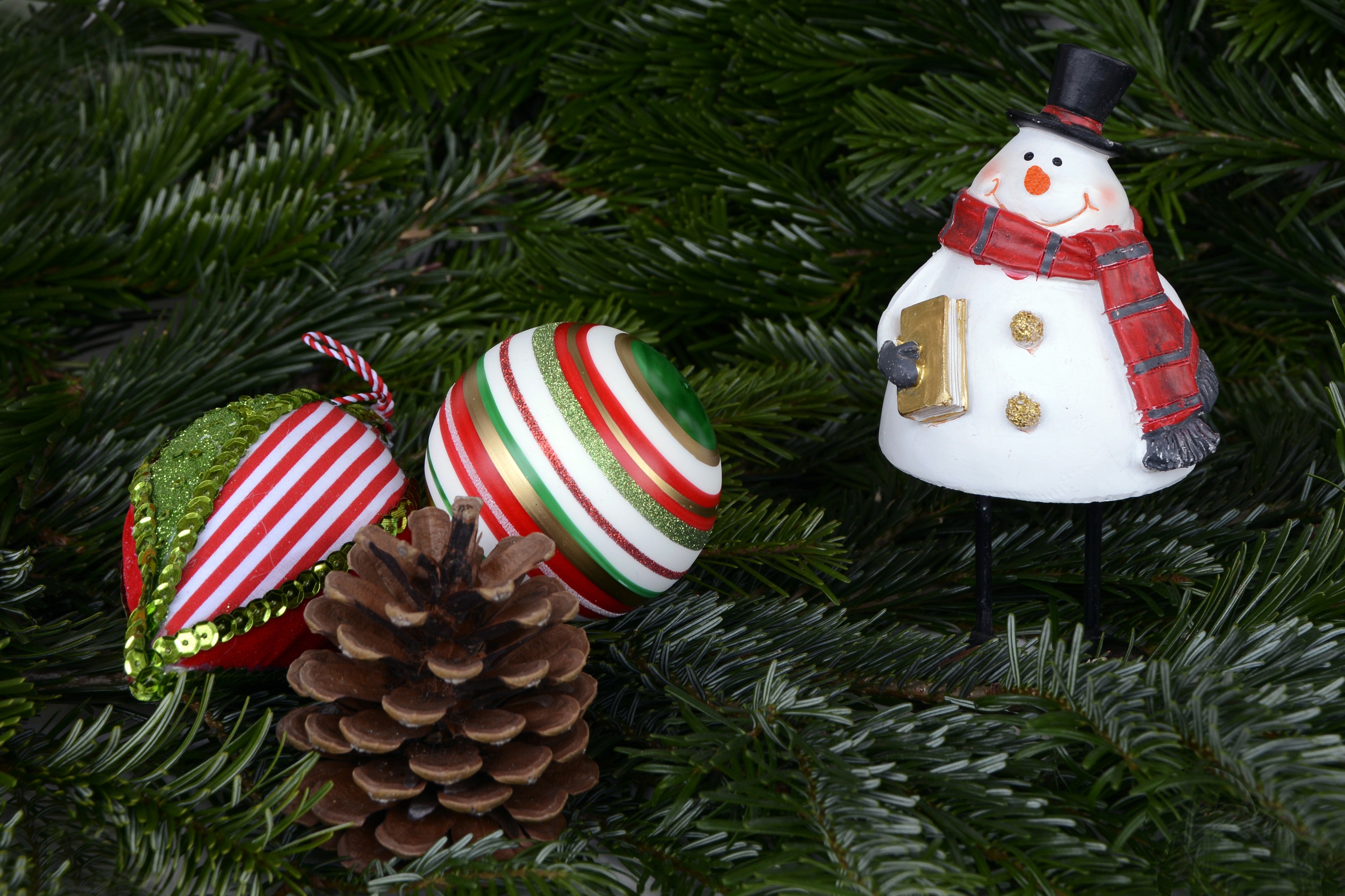Snowman Baubles Wallpapers - Wallpaper Cave