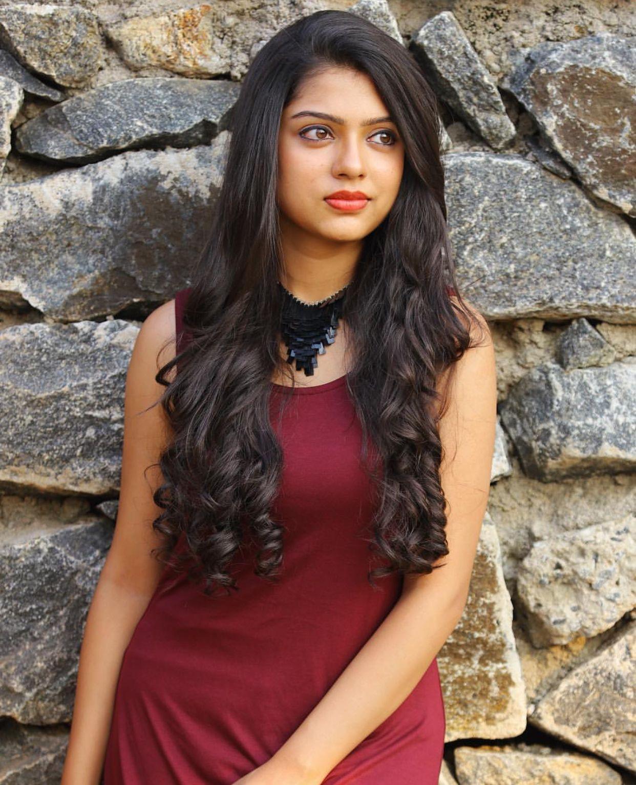 Varsha Bollamma Wallpapers - Wallpaper Cave Varsha Bollamma Wallpapers - Wallpaper Cave