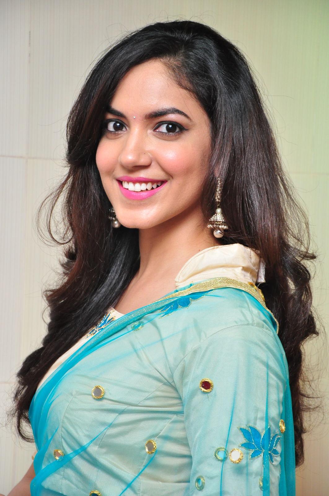 Ritu Varma Wallpapers - Wallpaper Cave