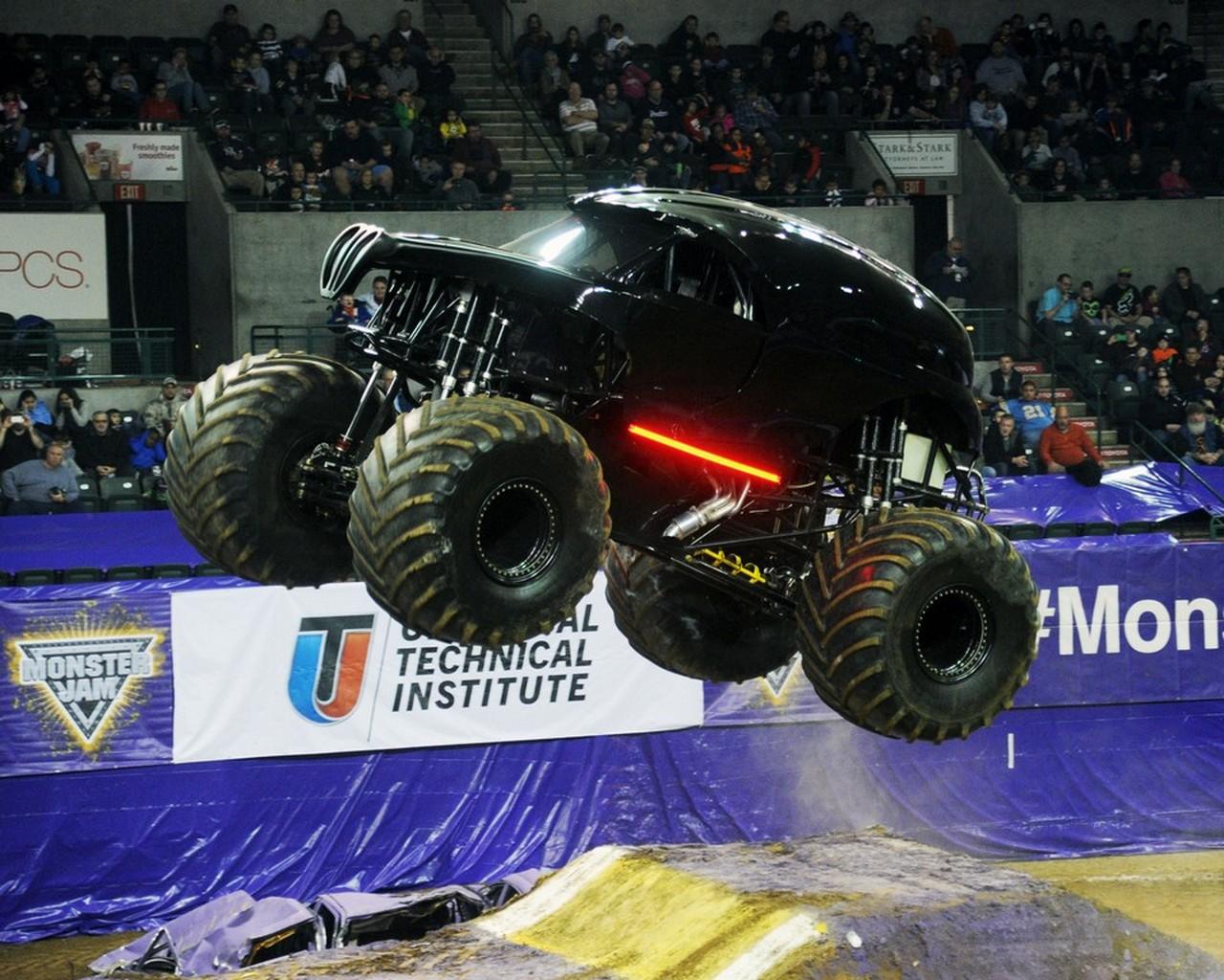 Police Monster Trucks Wallpapers - Wallpaper Cave