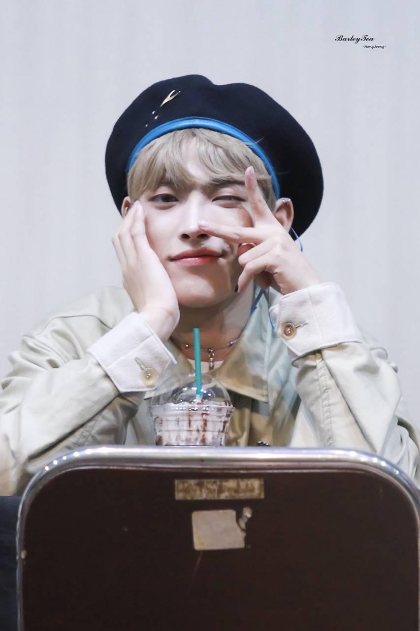 Hongjoong Wallpapers - Wallpaper Cave