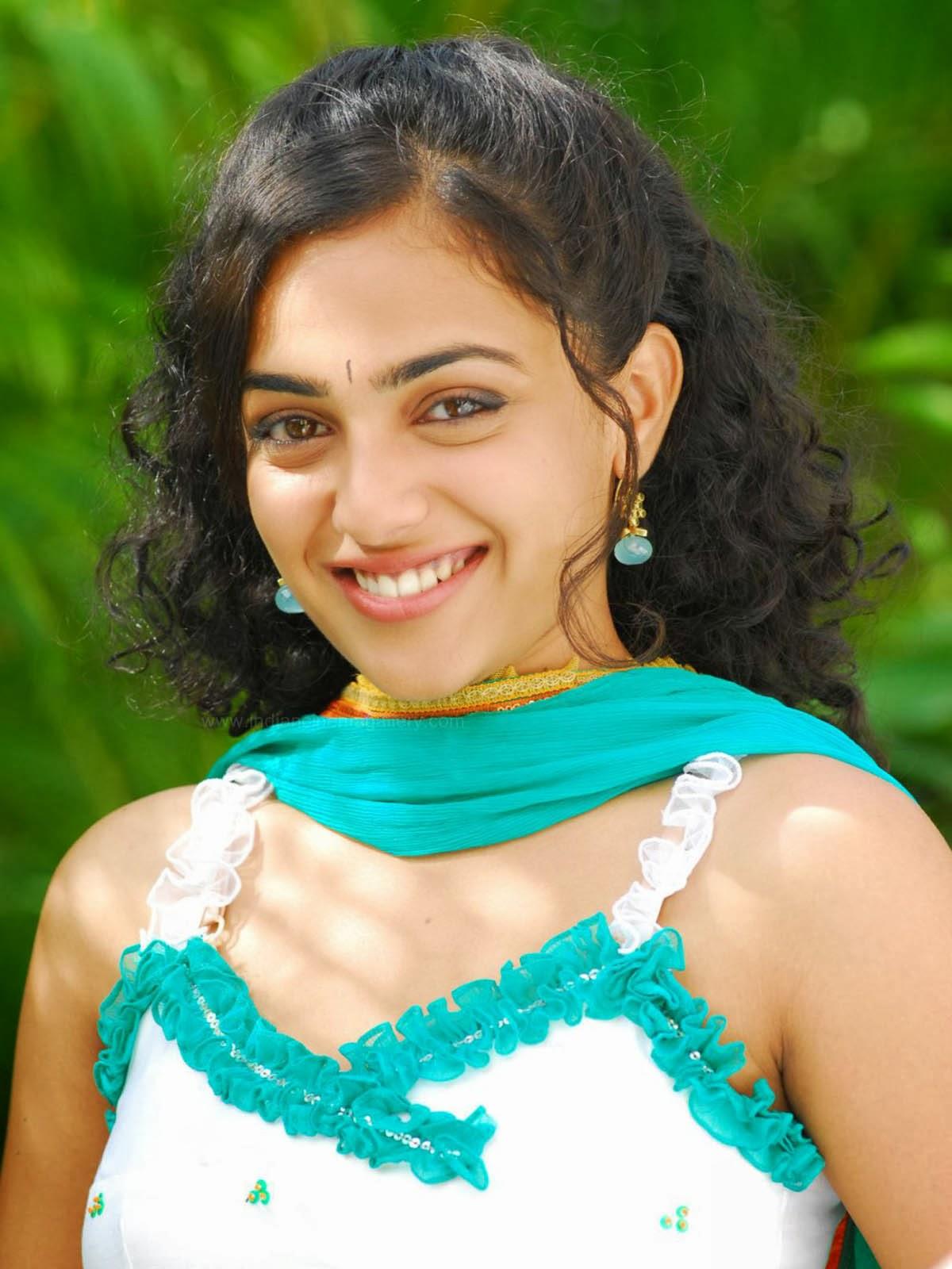Nithya Menon Desktop Photos Wallpapers - Wallpaper Cave