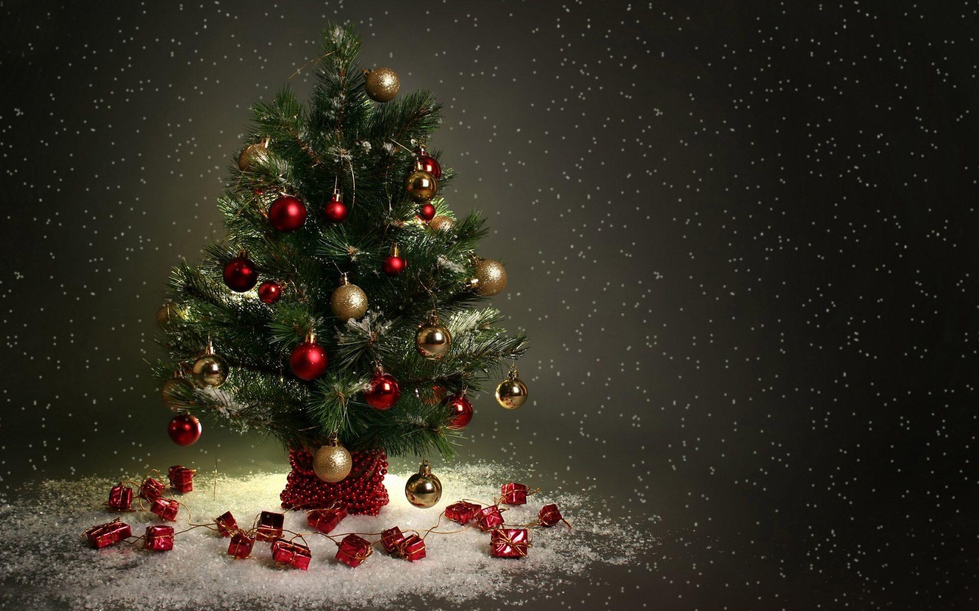 Christmas Tree Computer Wallpapers - Wallpaper Cave