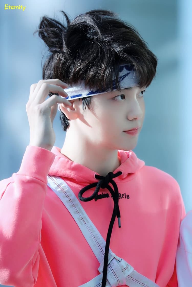 Txt Soobin Wallpapers Wallpaper Cave