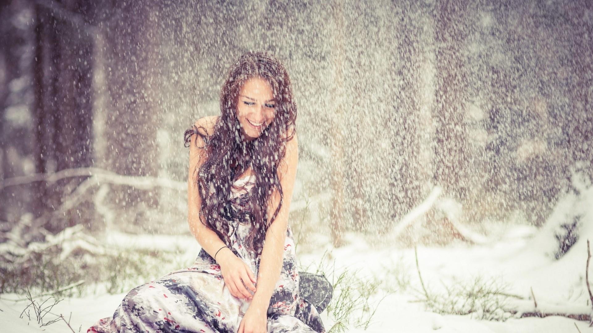 Girls Winters Dresses Wallpapers - Wallpaper Cave