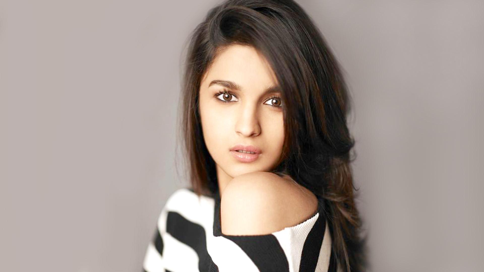Alia Bhatt Celebrity Wallpapers - Wallpaper Cave