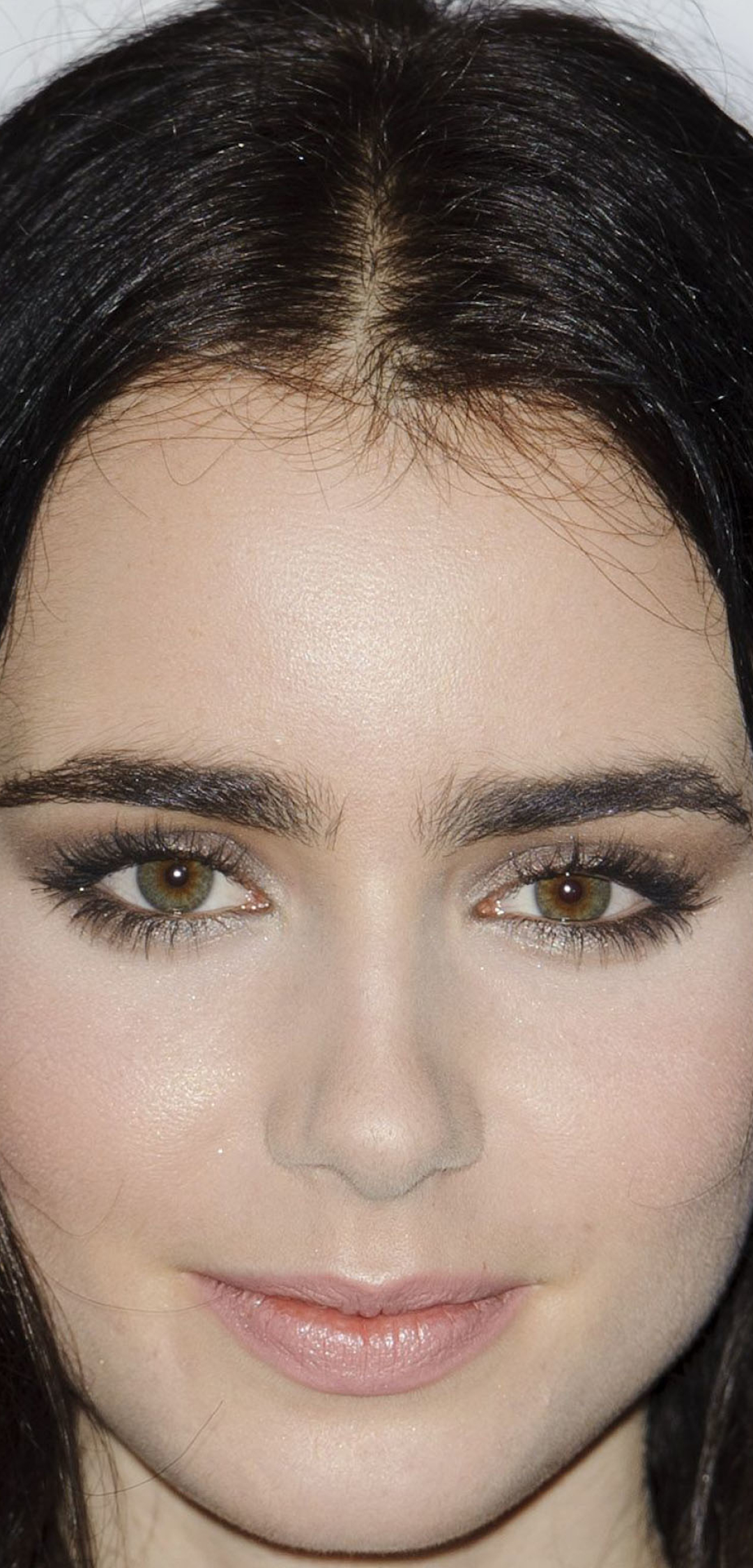 Lily Collins Close-up Wallpapers - Wallpaper Cave