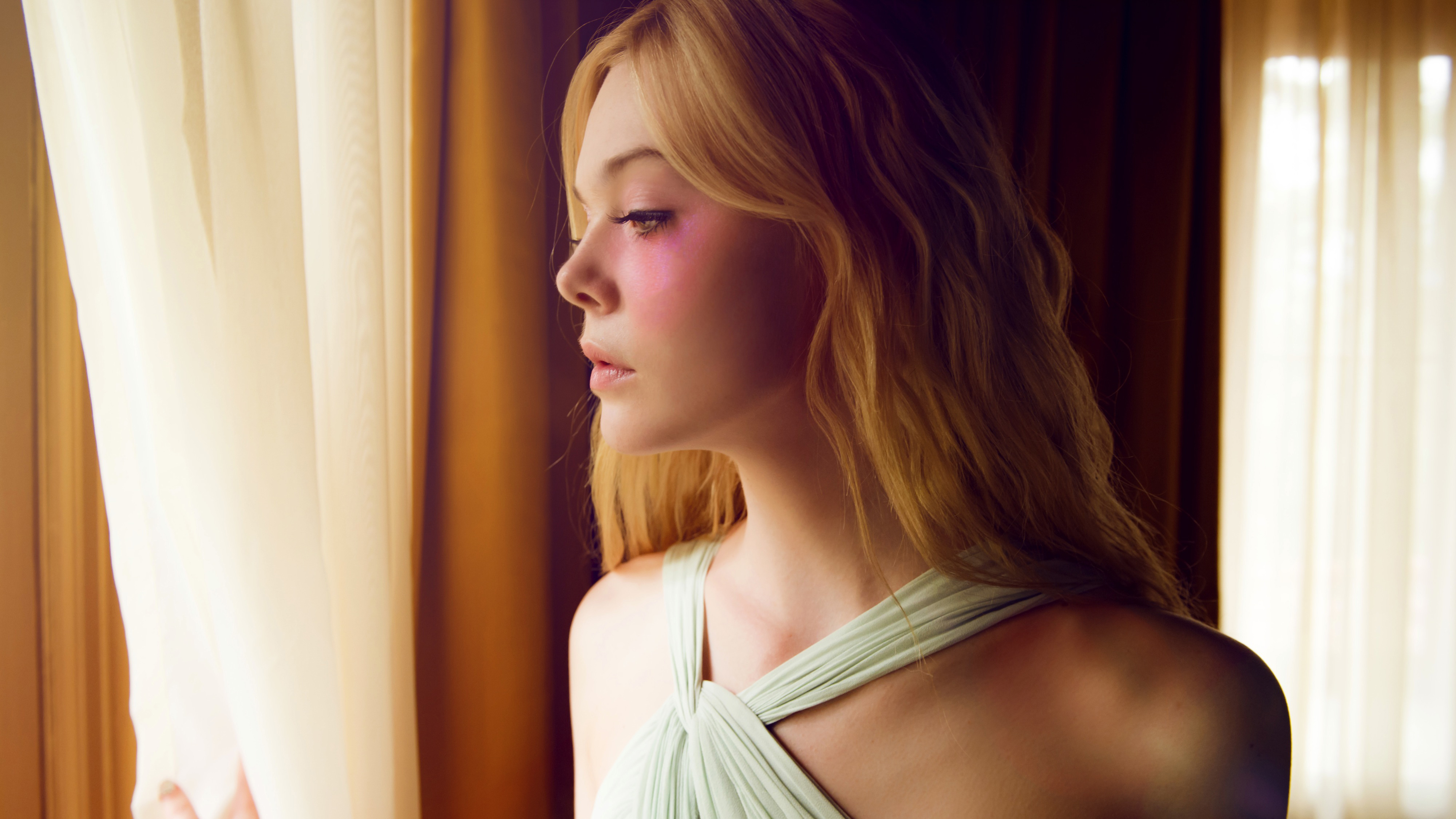 Elle Fanning Beautiful 4K Wallpapers - Wallpaper Cave