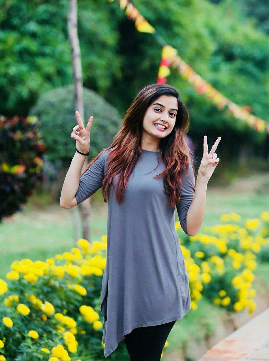 Ashika Ranganath Hd Wallpapers - Wallpaper Cave