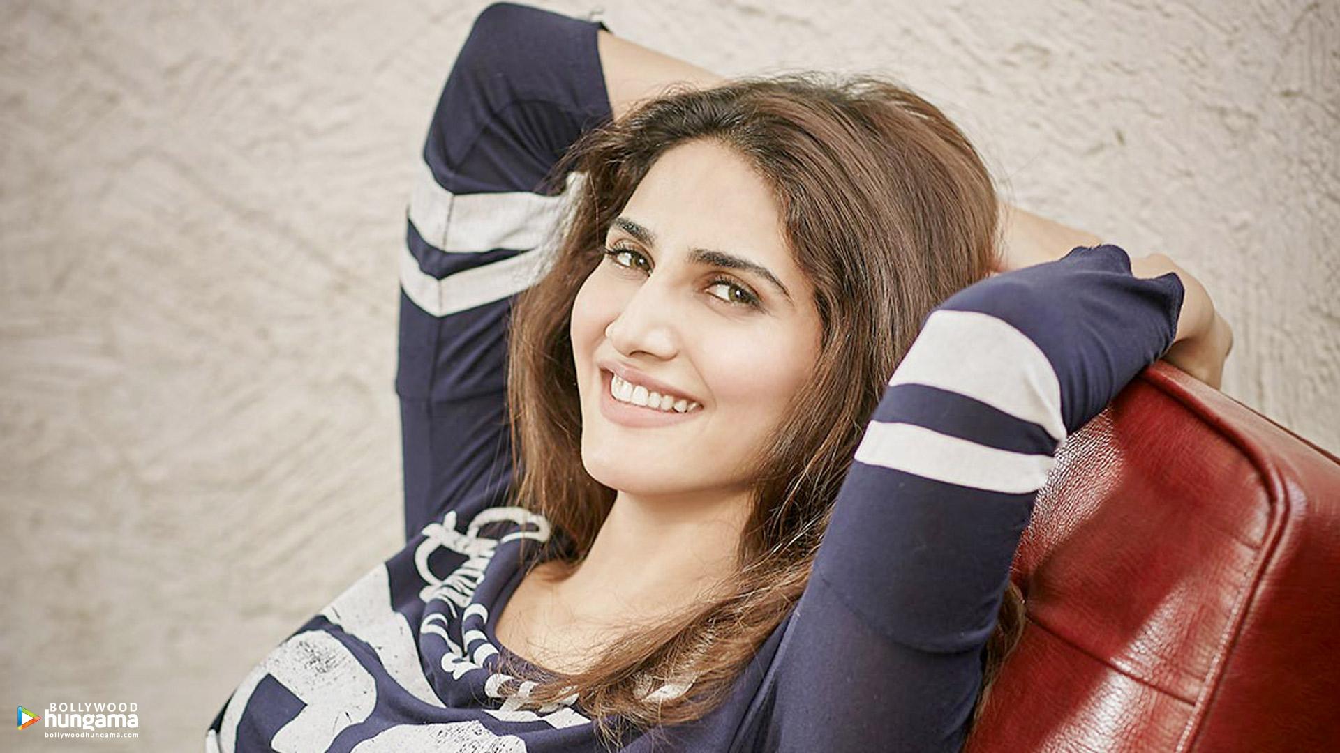Vani Kapoor Desktop Wallpapers - Wallpaper Cave
