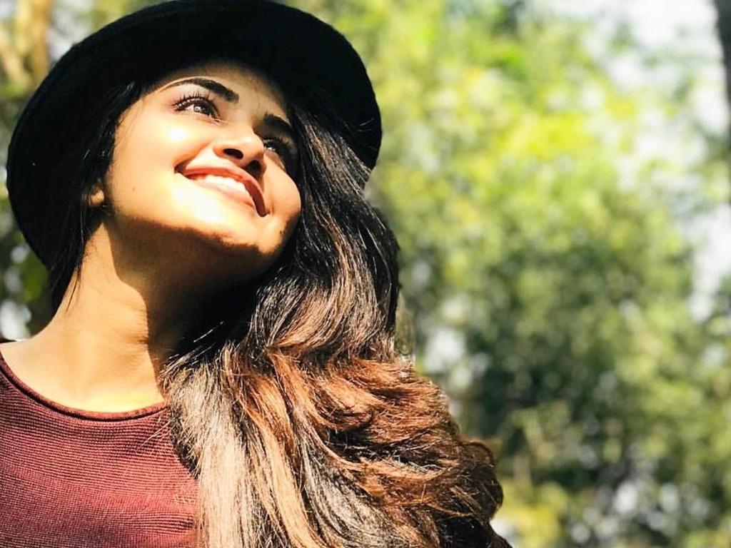 Anupama Parameswaran Desktop Wallpapers - Wallpaper Cave