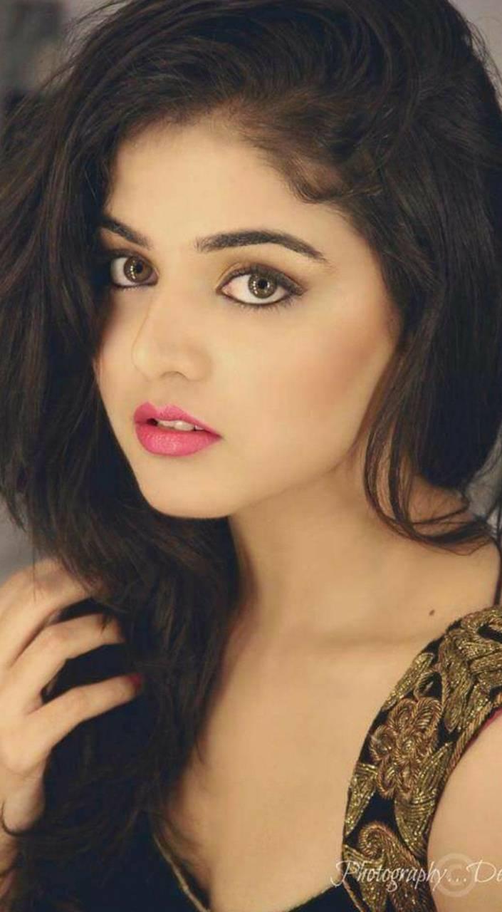 Wamiqa Gabbi Wallpapers - Wallpaper Cave