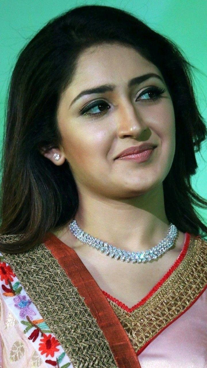 Sayyeshaa Saigal Mobile Wallpapers - Wallpaper Cave