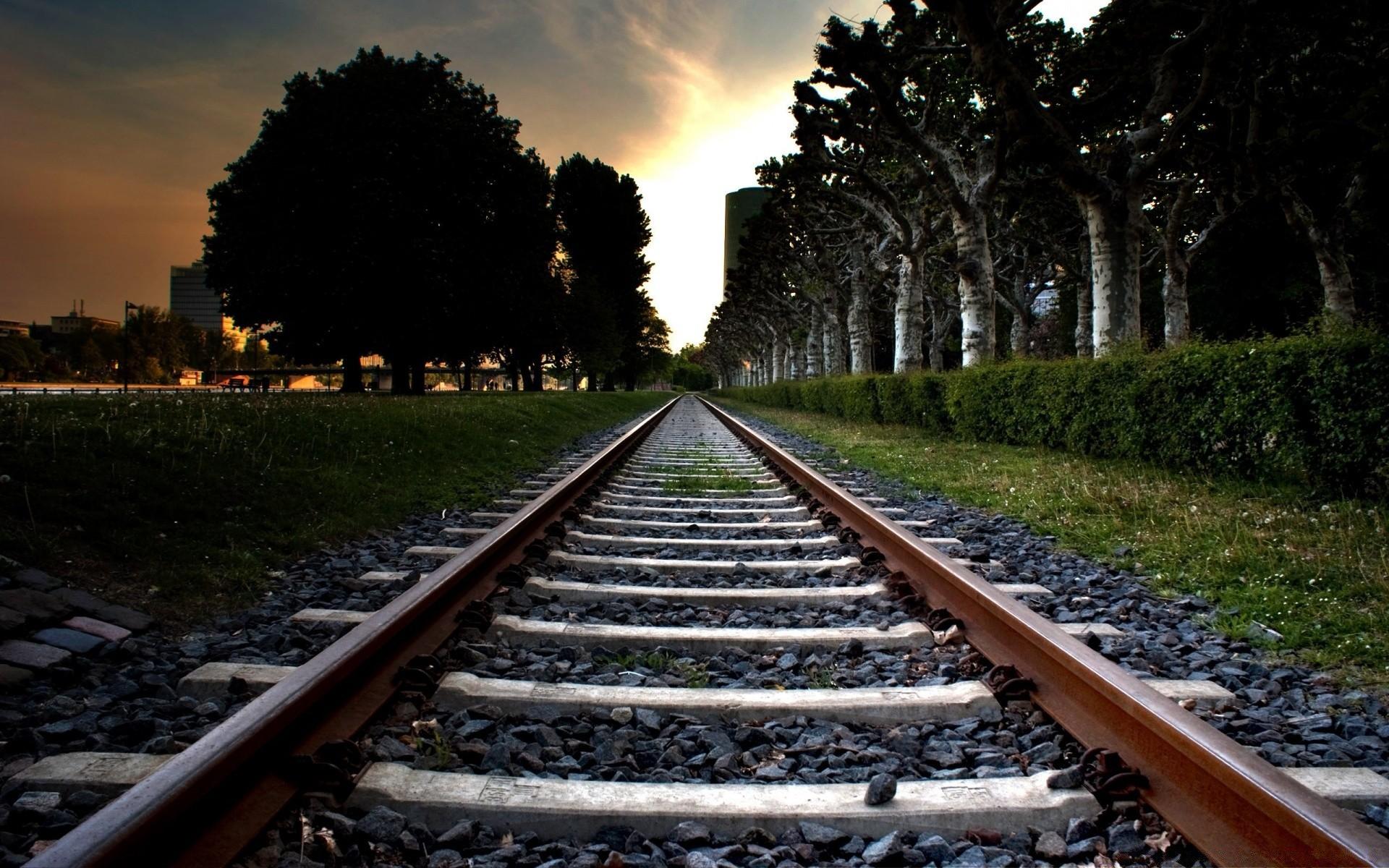 Railroad Tracks Perspective Wallpapers - Wallpaper Cave