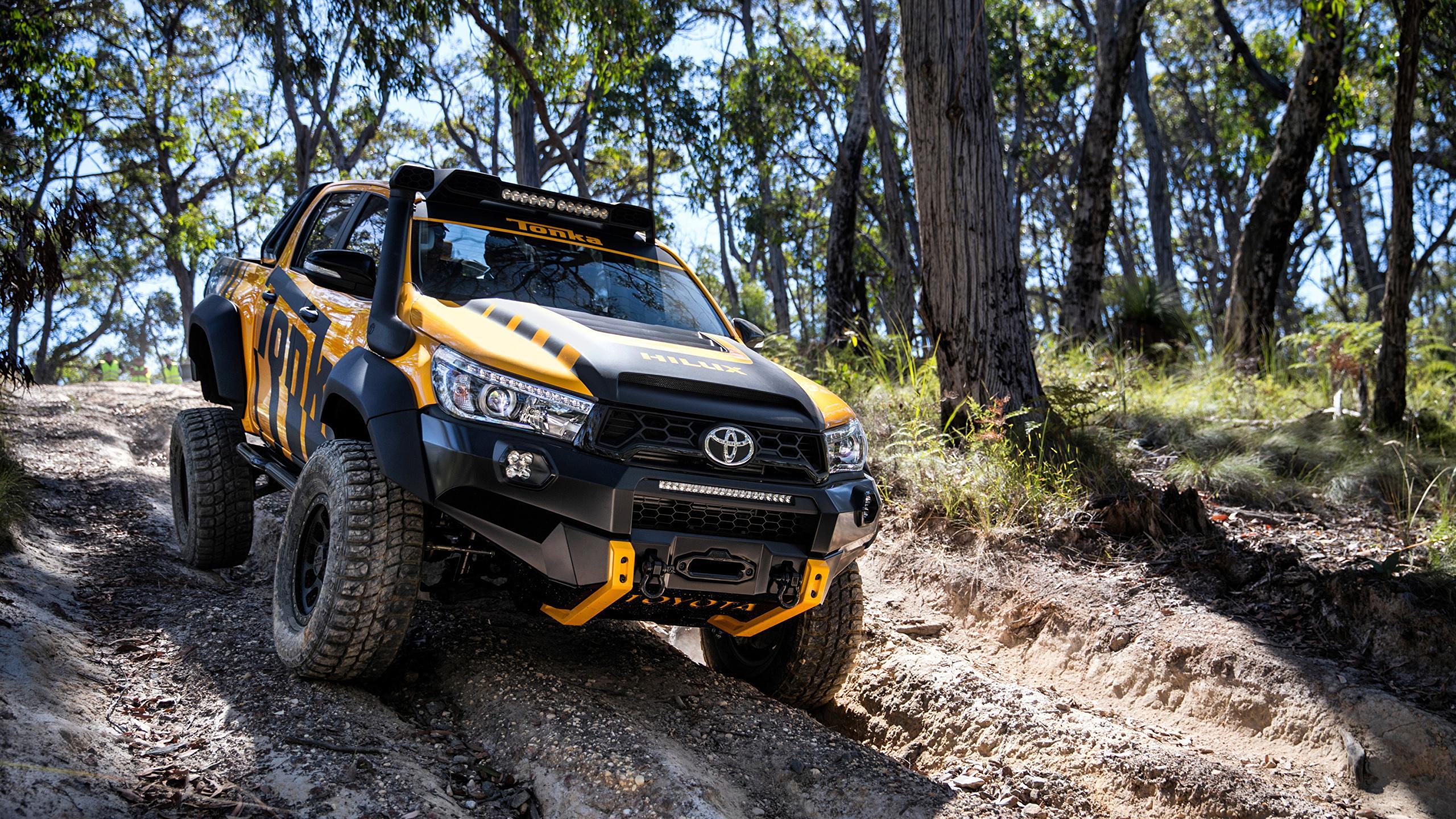 Desktop Toyota Hilux Wallpapers - Wallpaper Cave