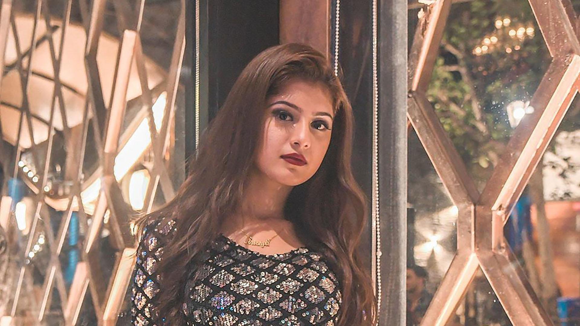 Actress Arishfa Khan Desktop HD Wallpapers - Wallpaper Cave