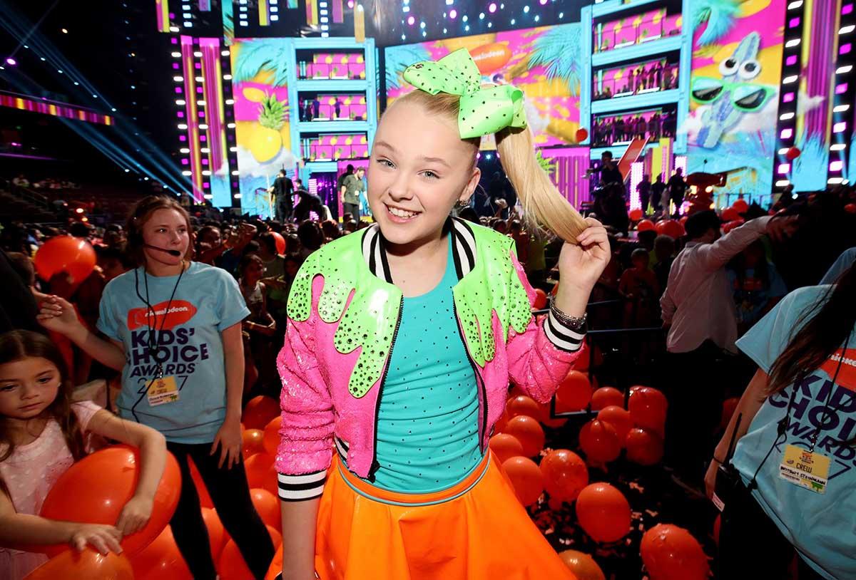 Jojo Siwa Doll Wallpapers - Wallpaper Cave