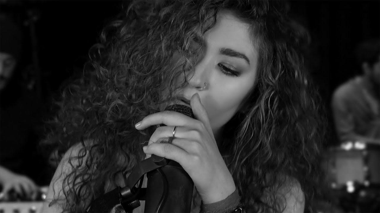 Sena Sener Wallpapers - Wallpaper Cave